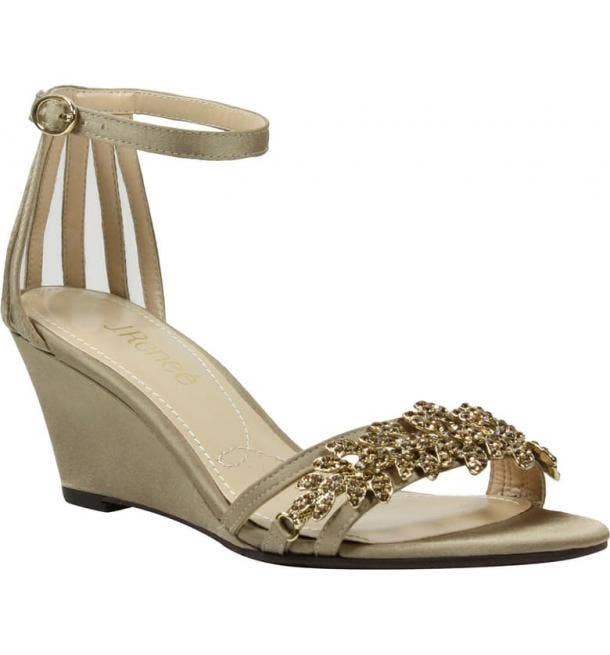30 Best Wedding Wedge Shoes That Go With Any Dress Yourtango 3258
